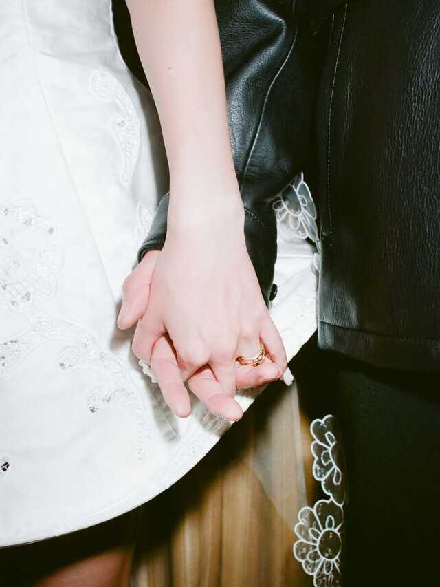 結婚 】AYA（AMIAYA）＆三宅亮輔 結婚を発表 モデル・DJ・ブランドクリエイティブディレクターと俳優・京都漬物店経営のマルチカップル ...
